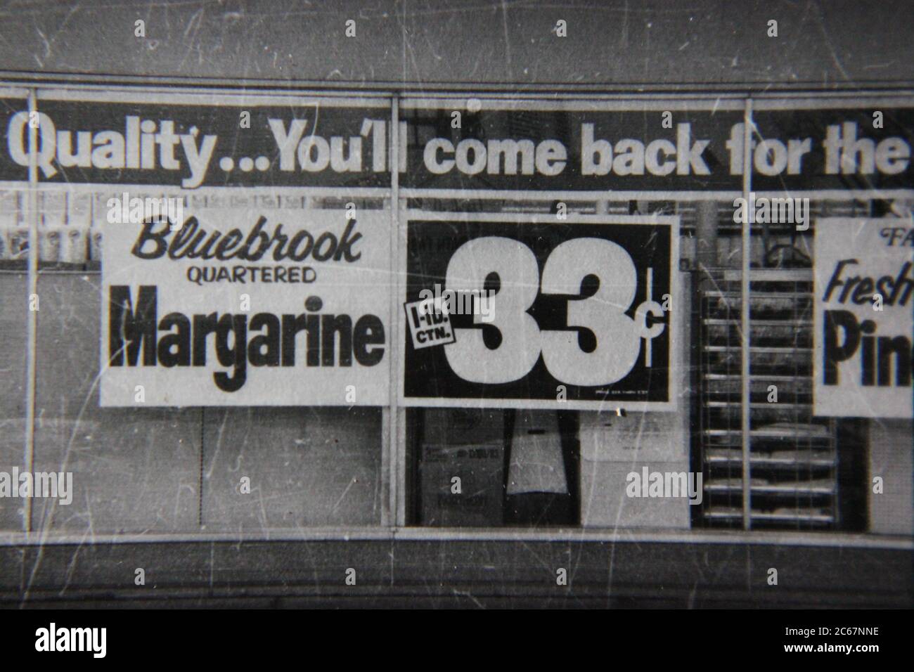 Grocery store ads hi-res stock photography and images - Alamy