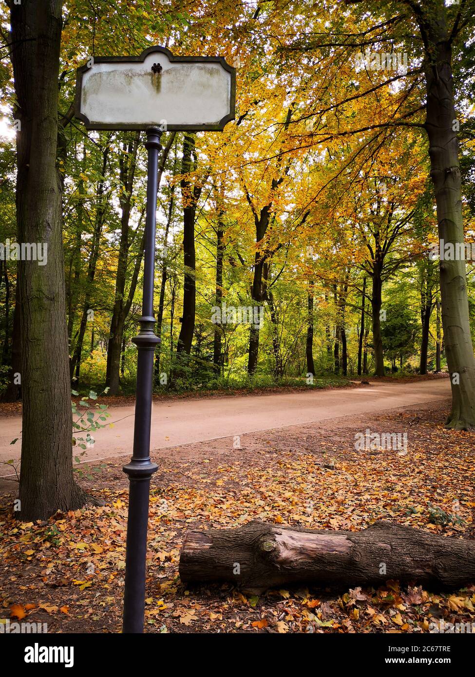 Narrow path sign hi-res stock photography and images - Alamy
