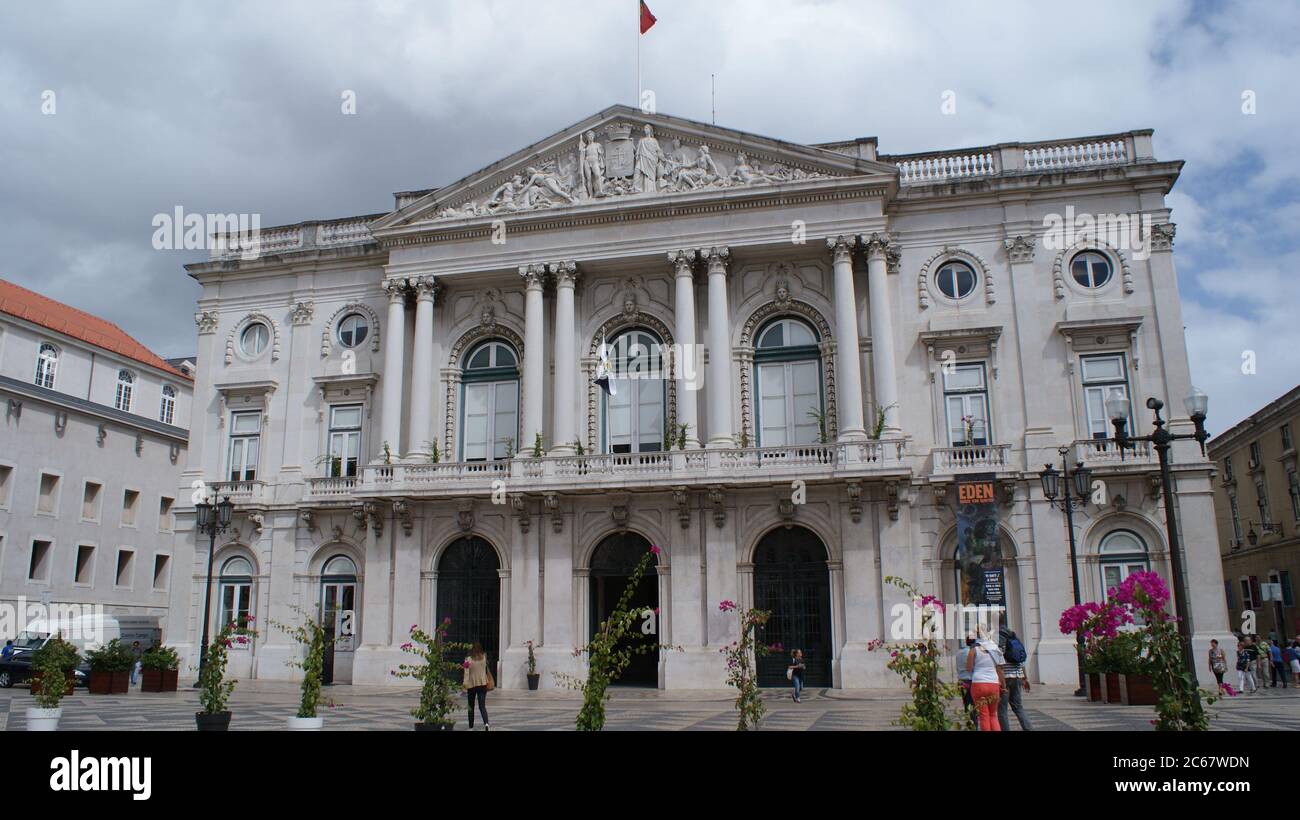 Architecture of Lisbon, the Portuguese capital. Wonderful old buildings ...