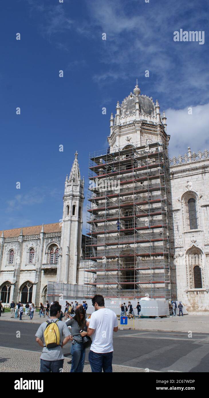 Architecture of Lisbon, the Portuguese capital. Wonderful old buildings ...