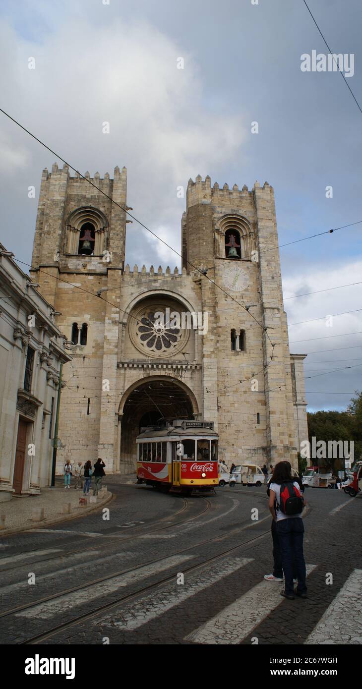 Architecture of Lisbon, the Portuguese capital. Wonderful old buildings ...