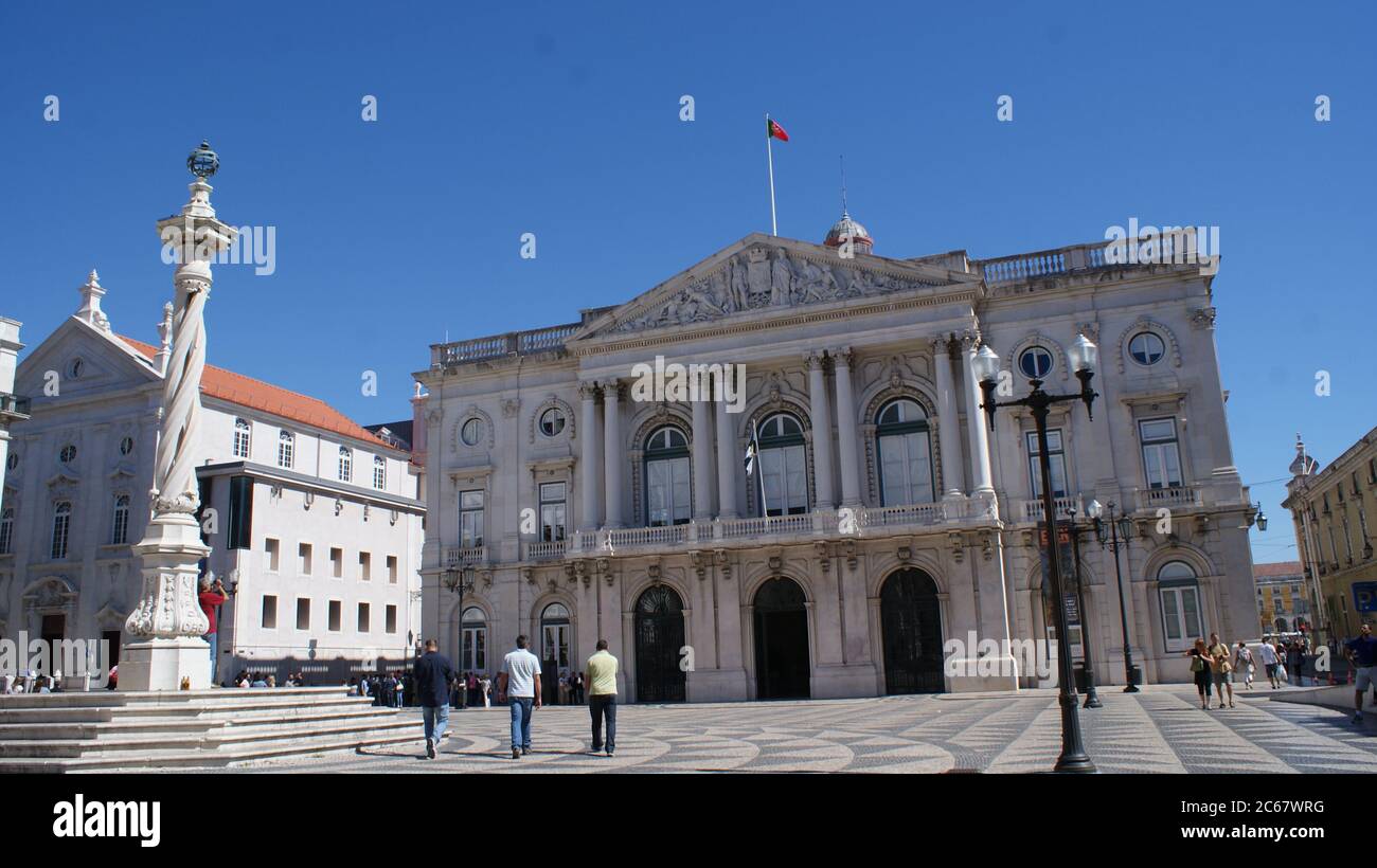 Architecture of Lisbon, the Portuguese capital. Wonderful old buildings ...