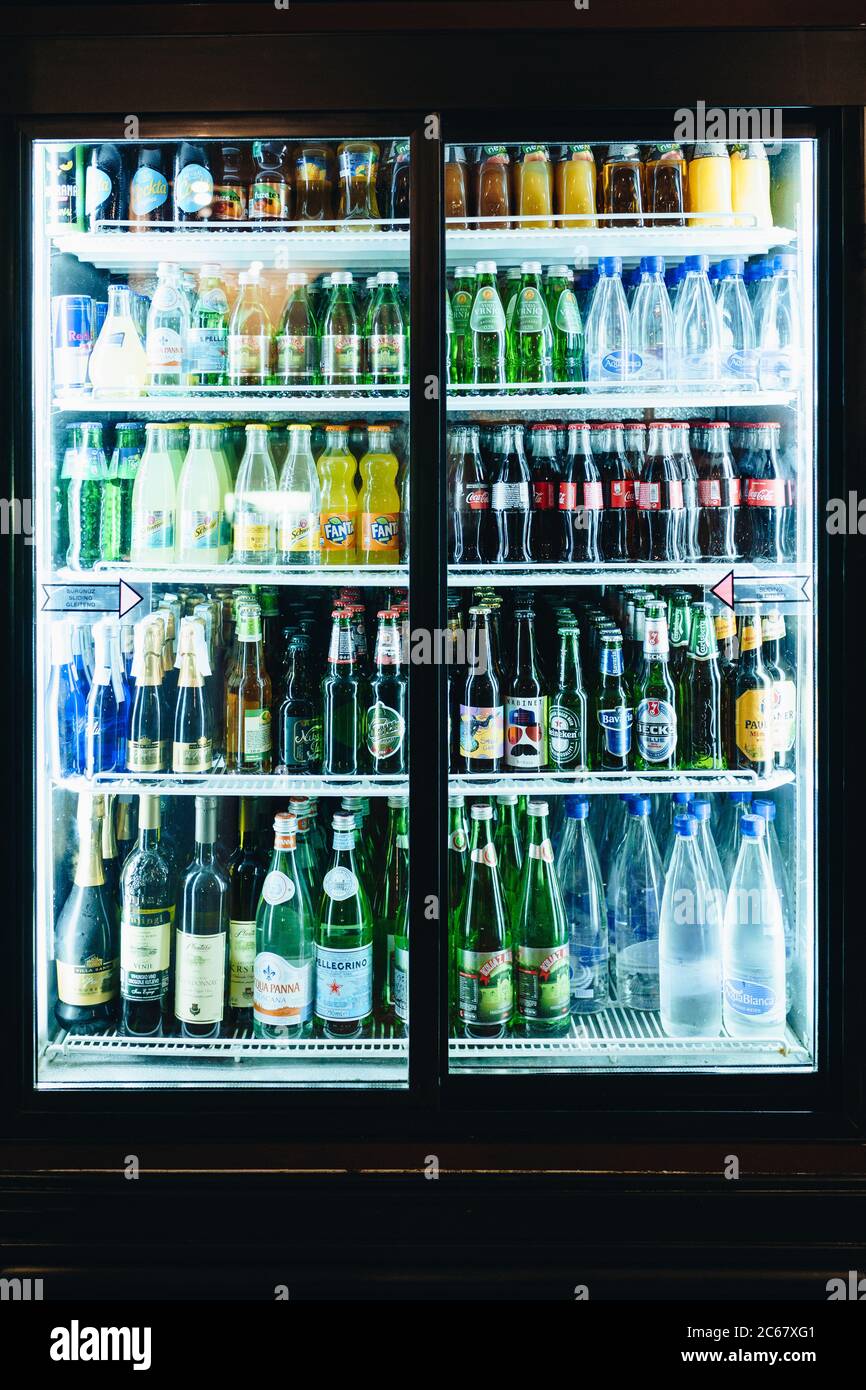 Supermarket fridge soda hi-res stock photography and images - Alamy