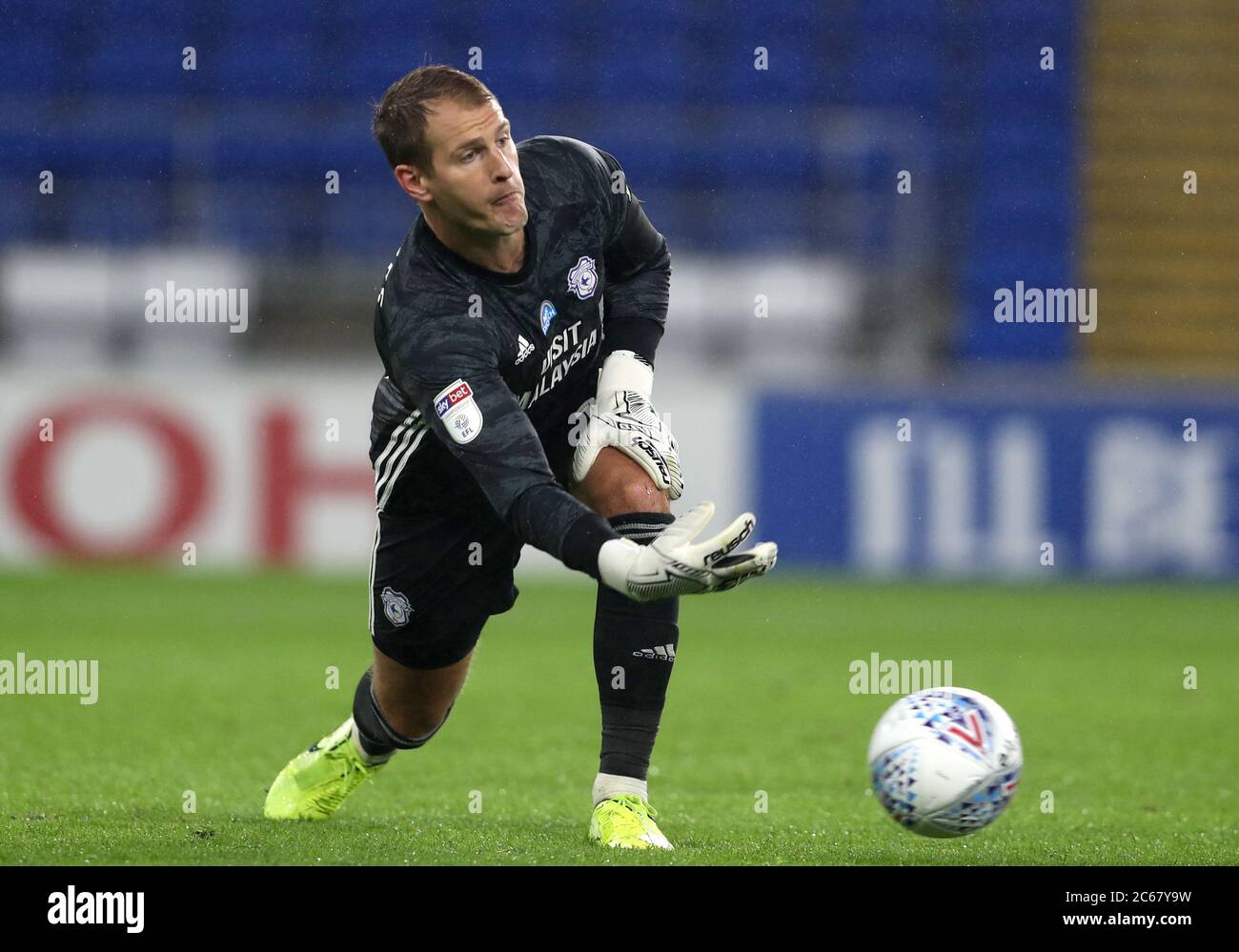 Cardiff City goalkeeper Alex Smithies during the Sky Bet Championship ...