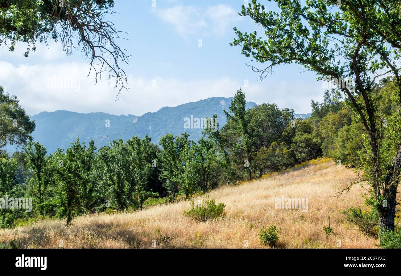 Santa monica mountains hike hi-res stock photography and images - Alamy