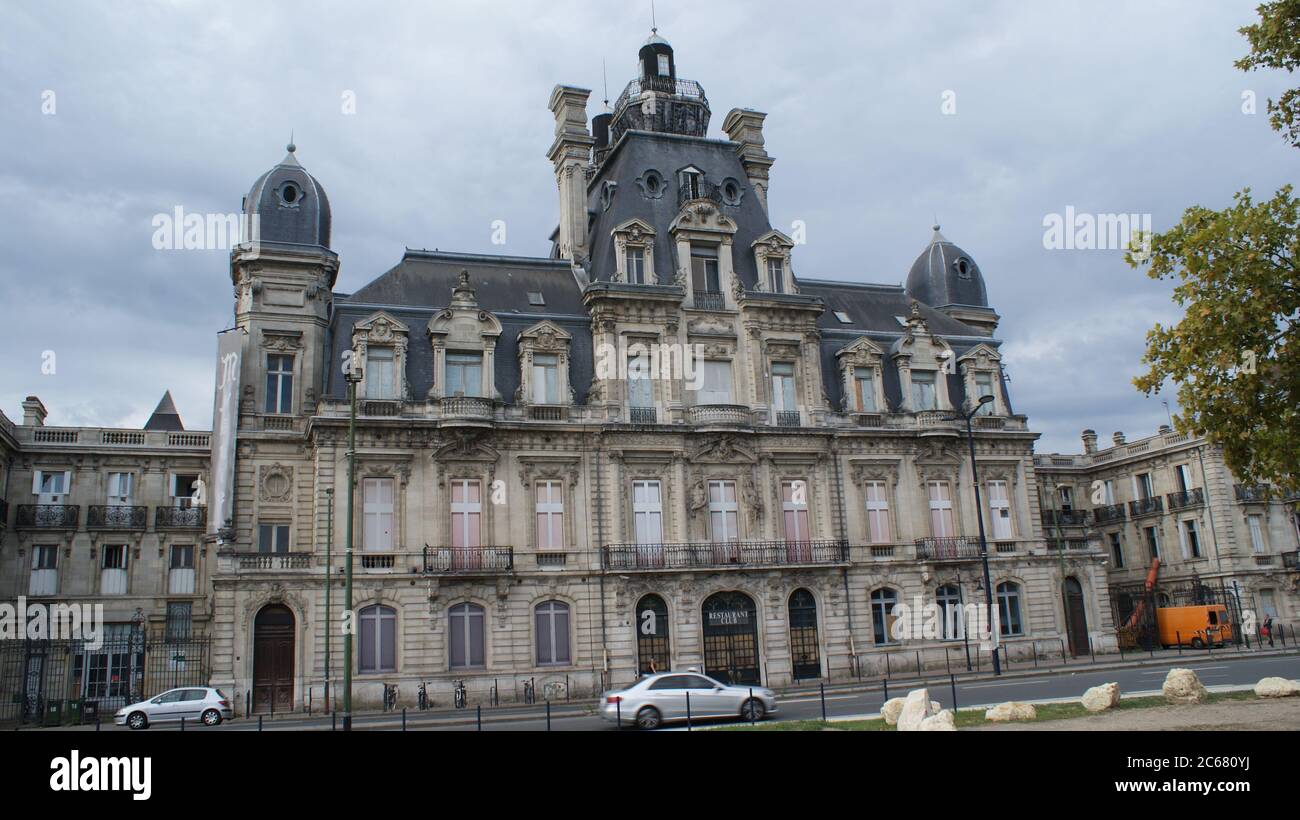France, stunning vintage Bordeaux. Gorgeous architecture, interesting ...