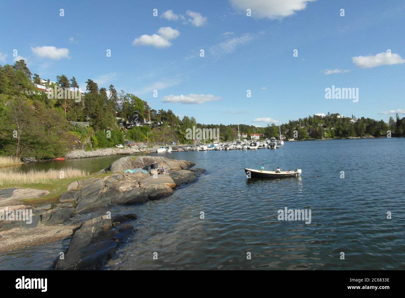 Beautiful Norwegian city of Oslo. Walking through the parks ...