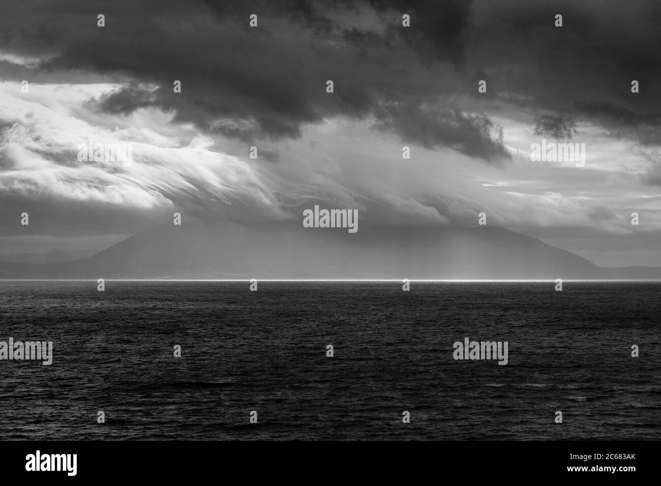 Black and white ireland storm hi-res stock photography and images - Alamy