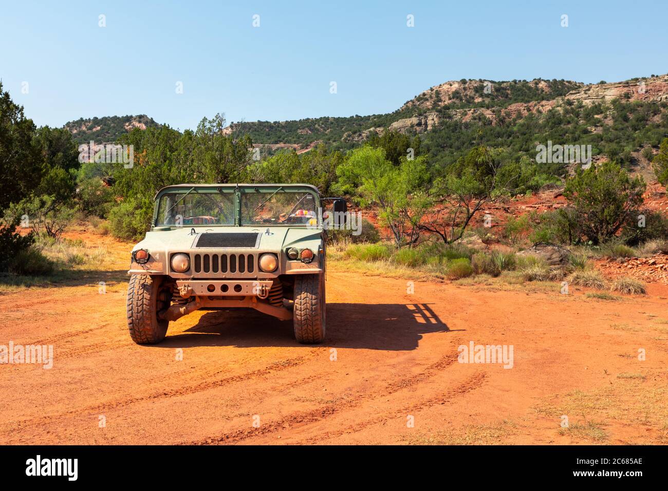 4x4 in sand hi-res stock photography and images - Alamy