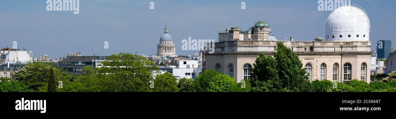 Paris Observatory with Pantheon dome in background, Paris, France Stock ...