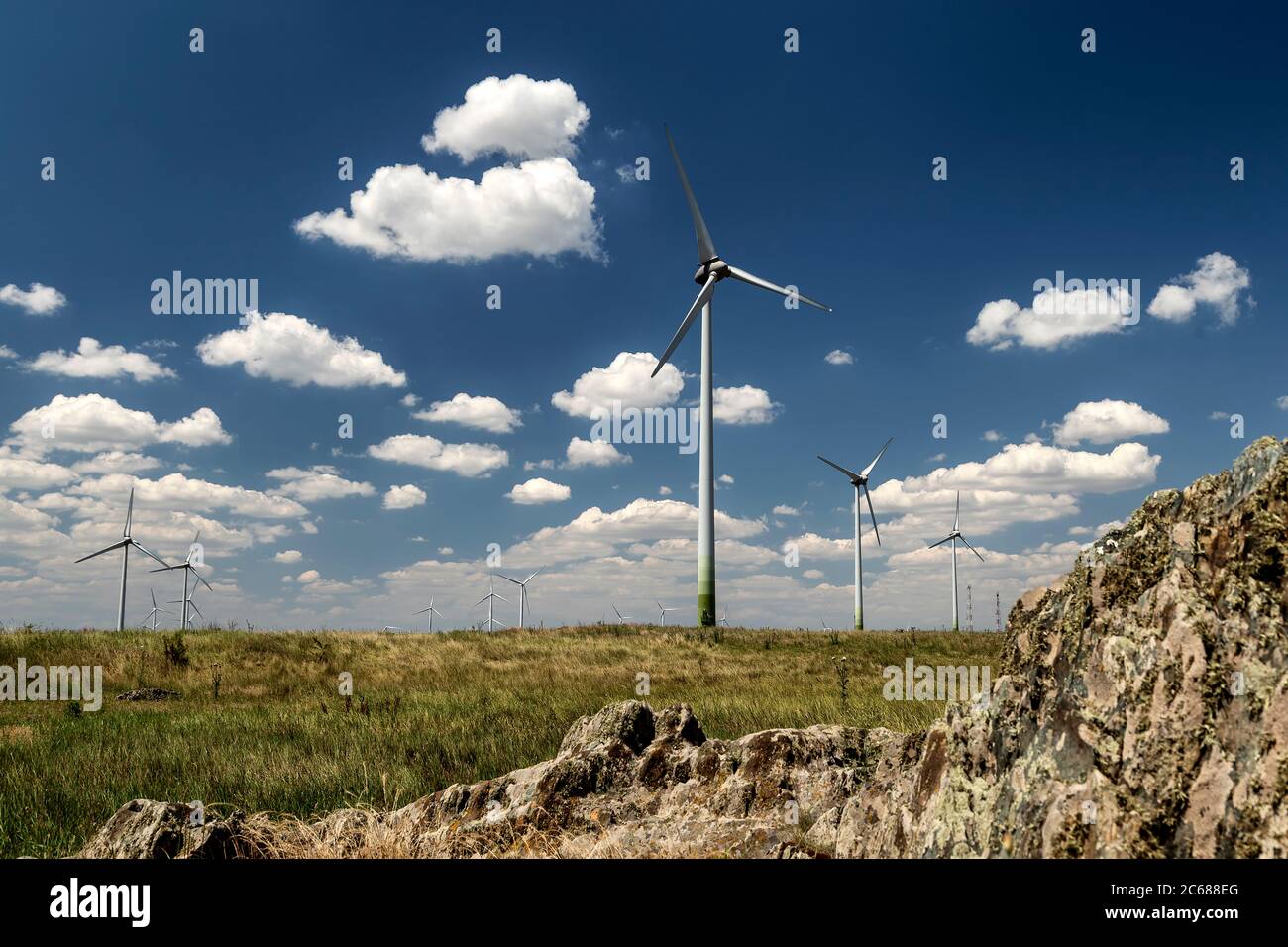 Romania wind farm hi-res stock photography and images - Alamy