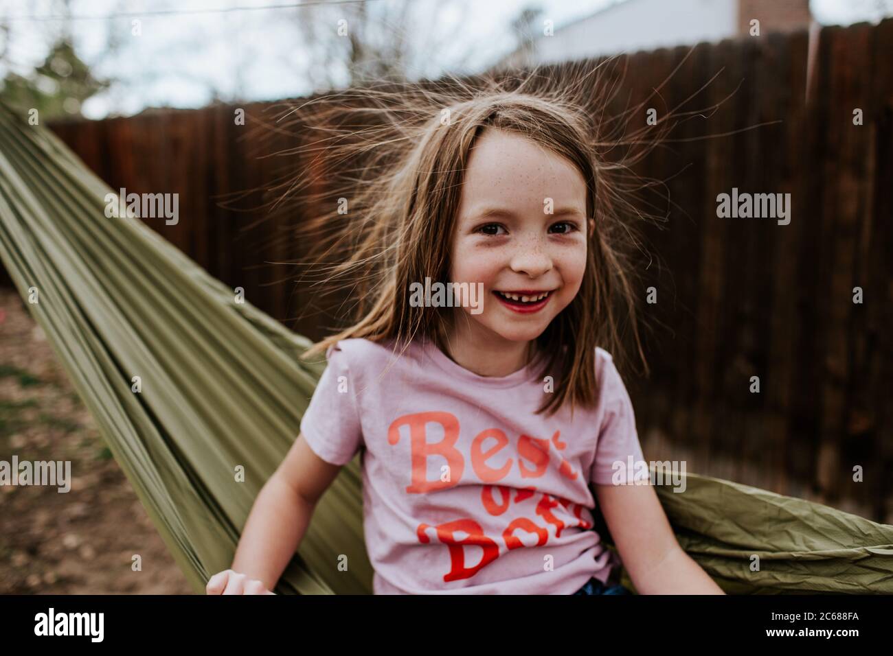Static electric hi-res stock photography and images - Alamy