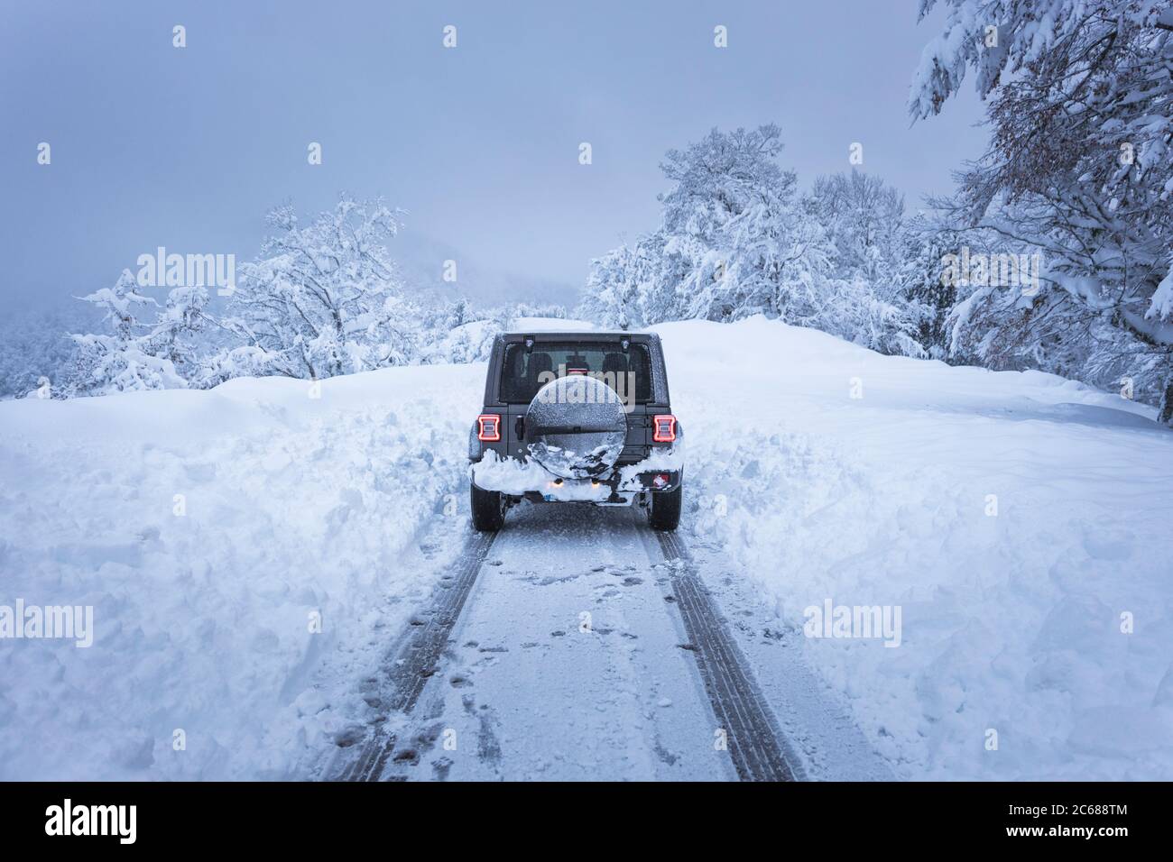 Freezing inside vehicle hi-res stock photography and images - Alamy