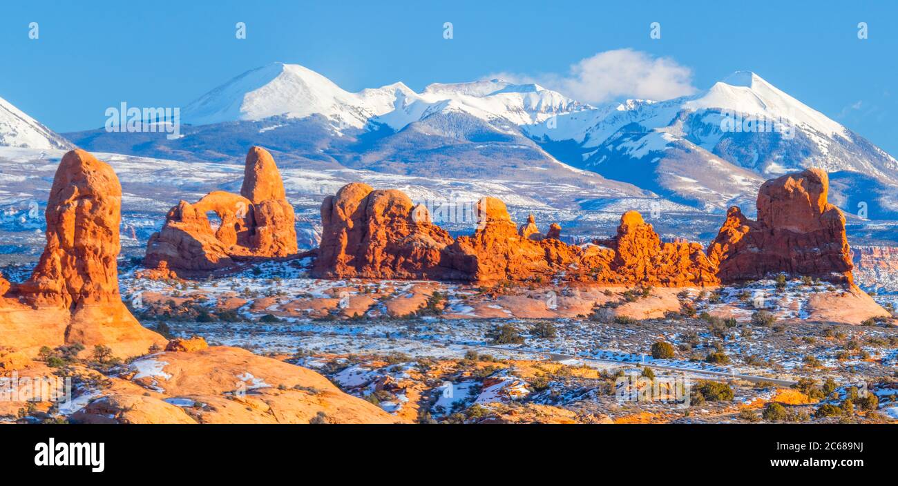 Utah winter mountain scene hi-res stock photography and images - Alamy