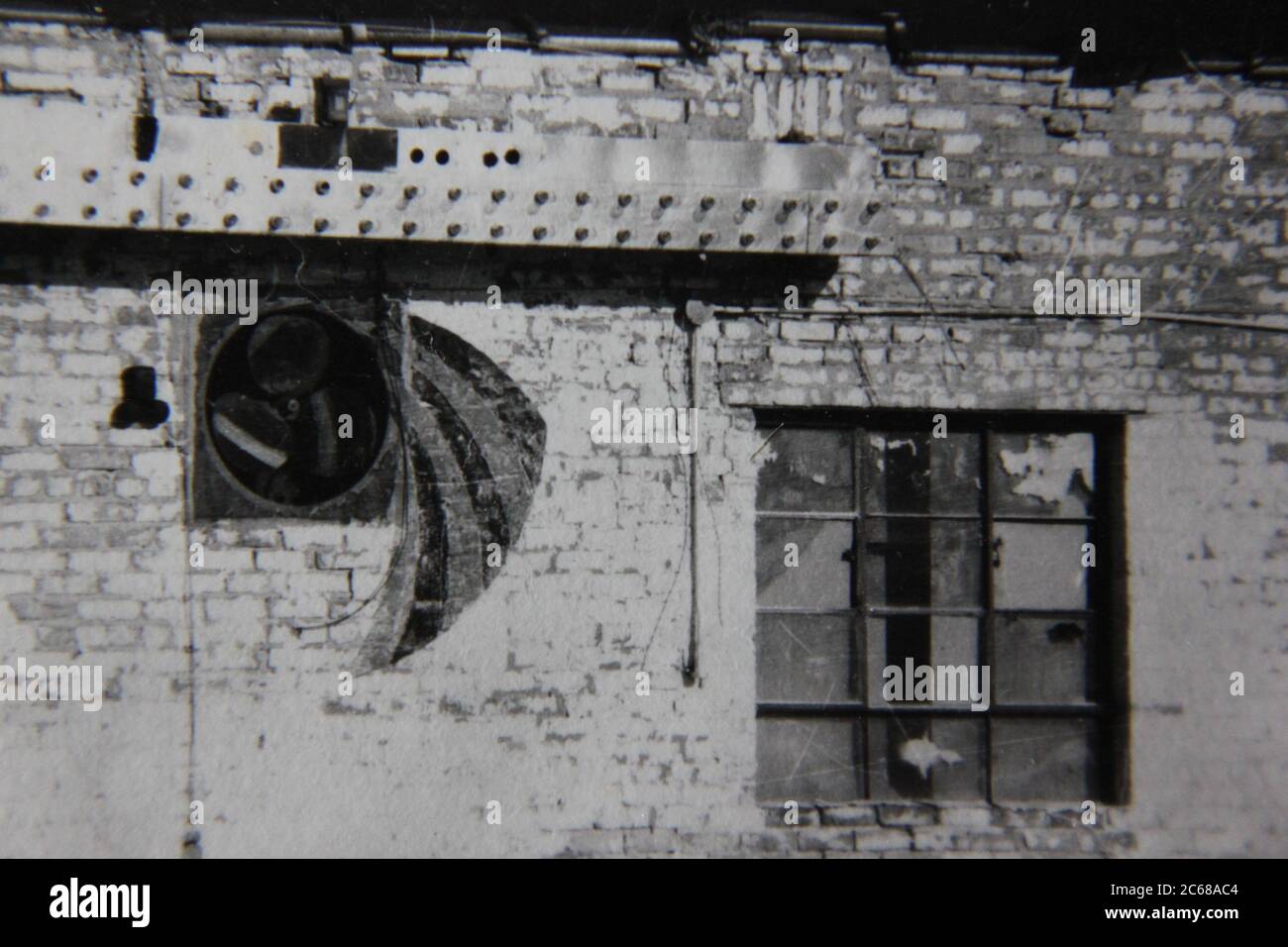 Fine 70s vintage black and white lifestyle photography of a back alley ...