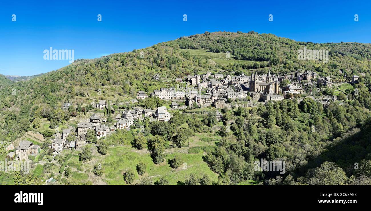 Conques village hi-res stock photography and images - Alamy