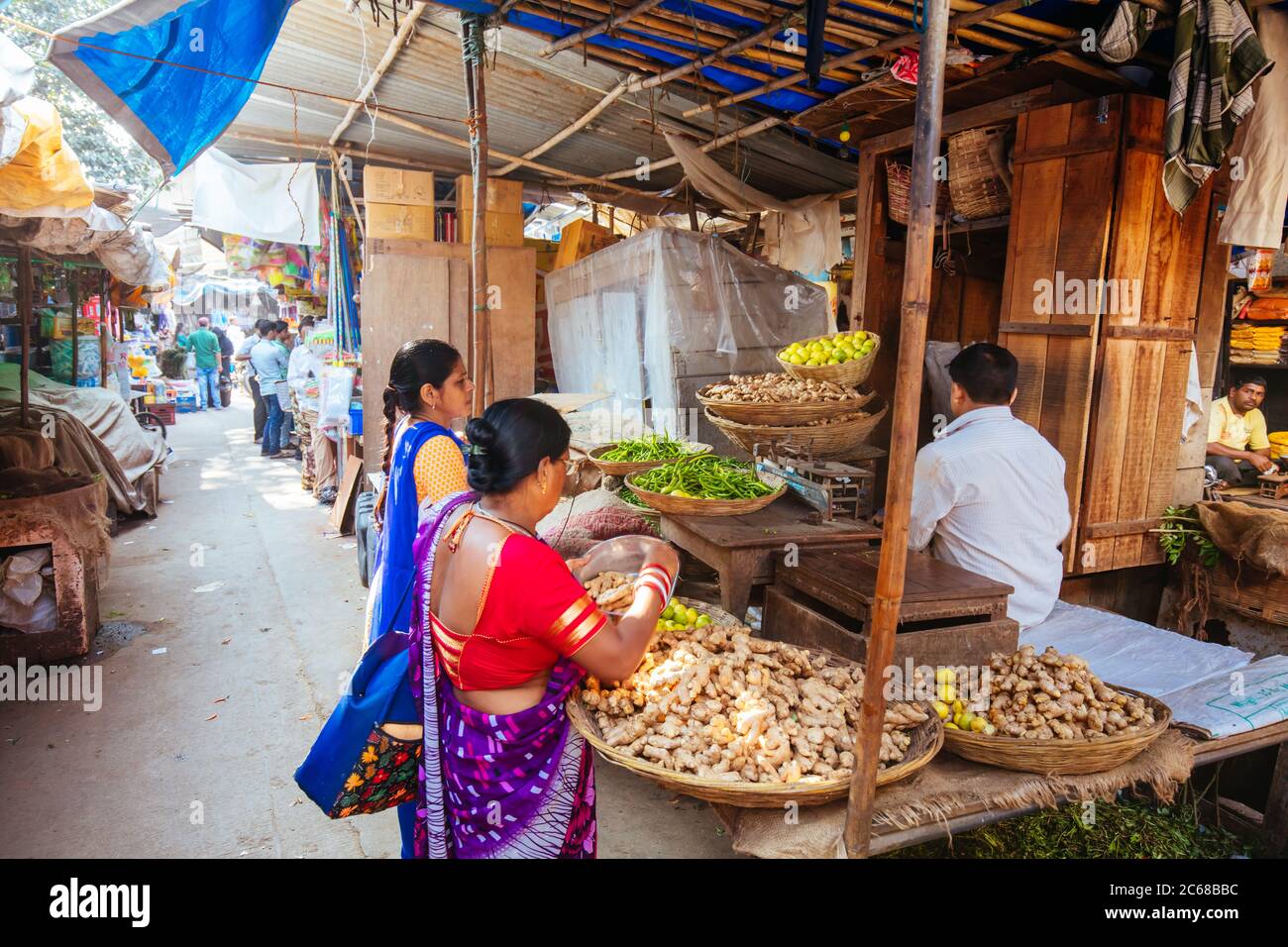 Chor Bazaar in Mumbai India Stock Photo - Alamy
