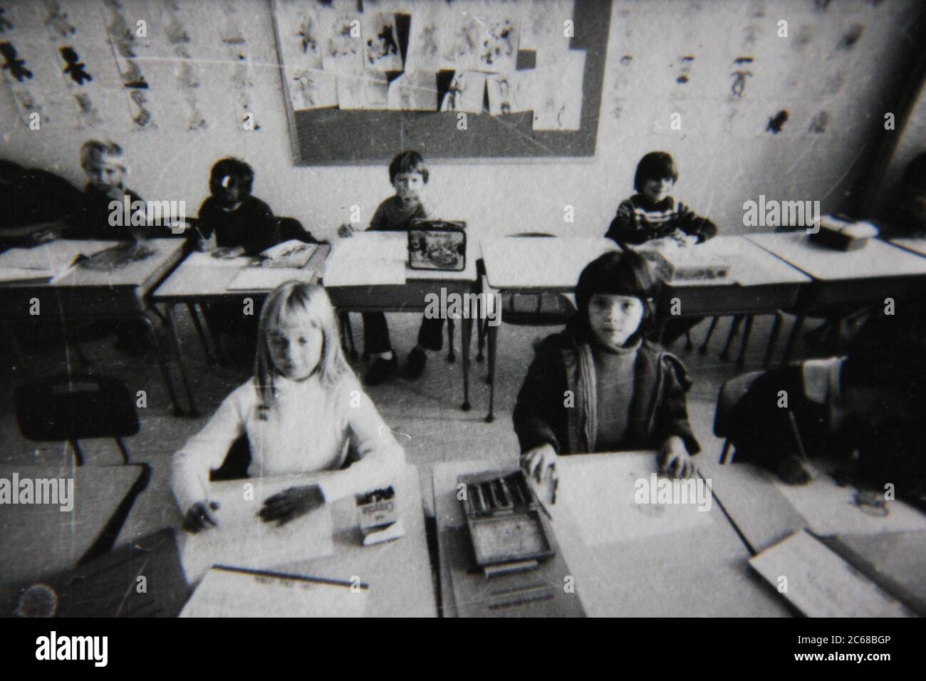 Fine 70s vintage black and white lifestyle photography of students ...