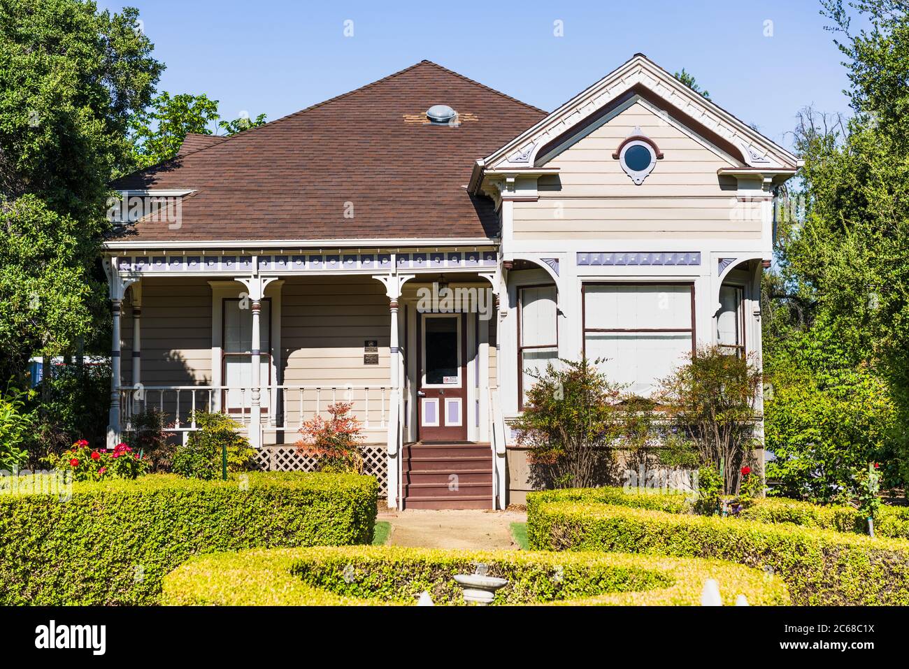 Saratoga Queen Anne Style House Saratoga Architecture An Encyclopedia