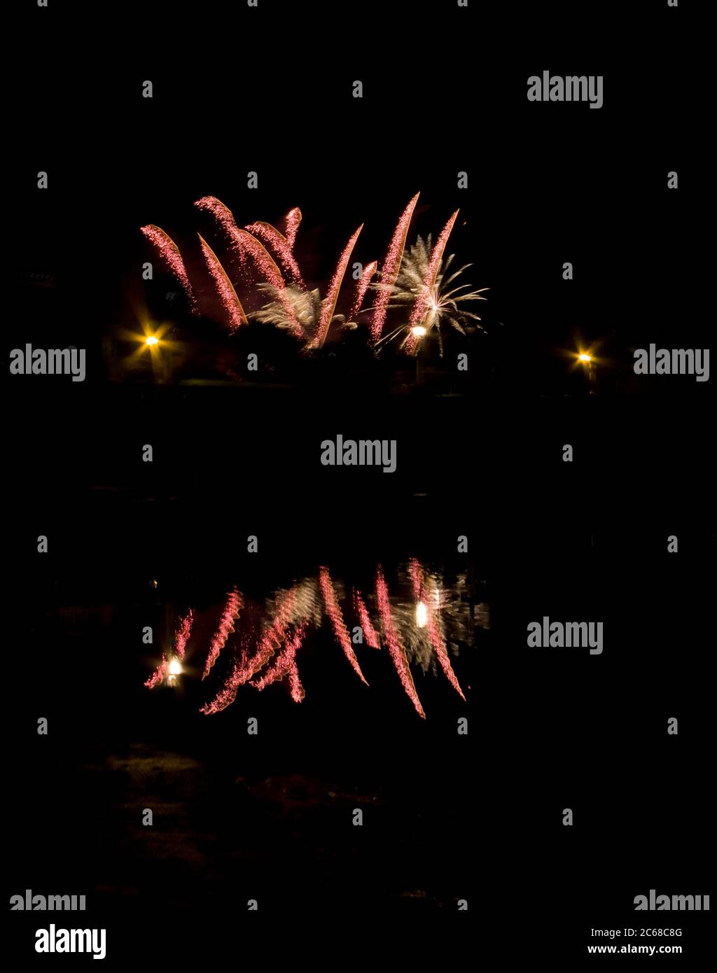 Fireworks, festivities, finale, 4th of July, Independence Day, Guy ...
