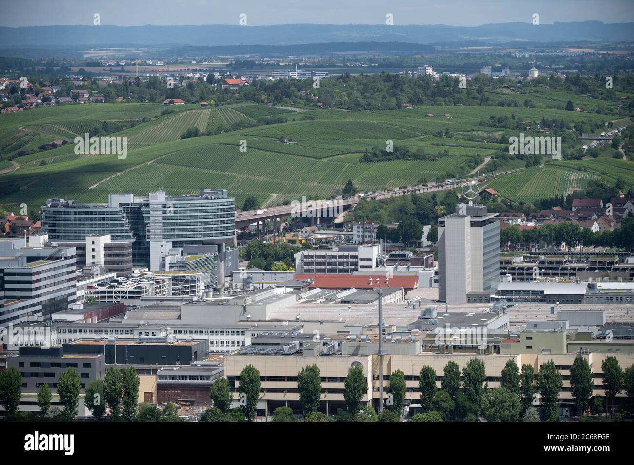 Daimler headquarters in stuttgart germany hi-res stock photography and ...