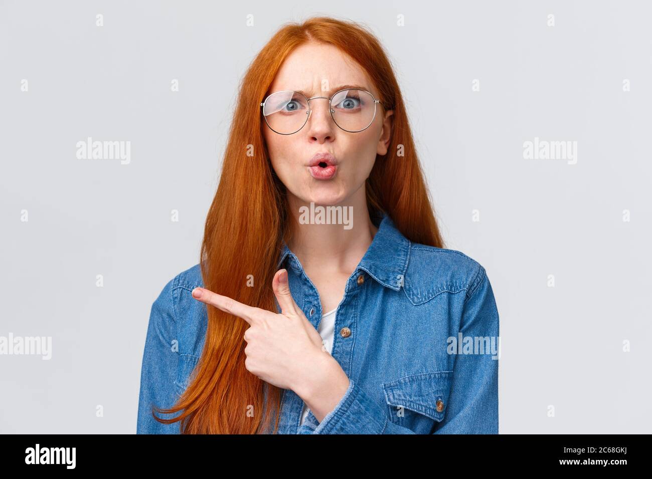Finger Pointing Left High Resolution Stock Photography and Images - Alamy