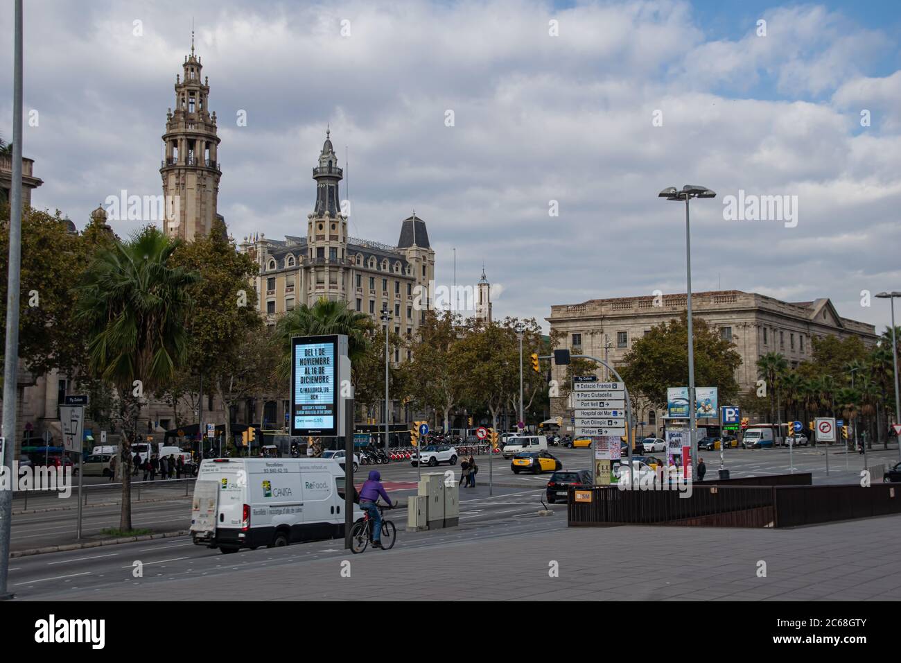 Architecture and Street photography scene from, Barcelona, Spain, 2018 ...