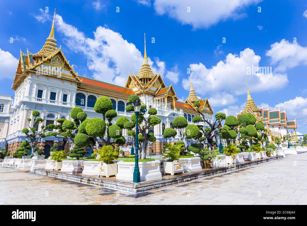 Royal grand palace temple emerald architecture at bangkok, Thailand ...