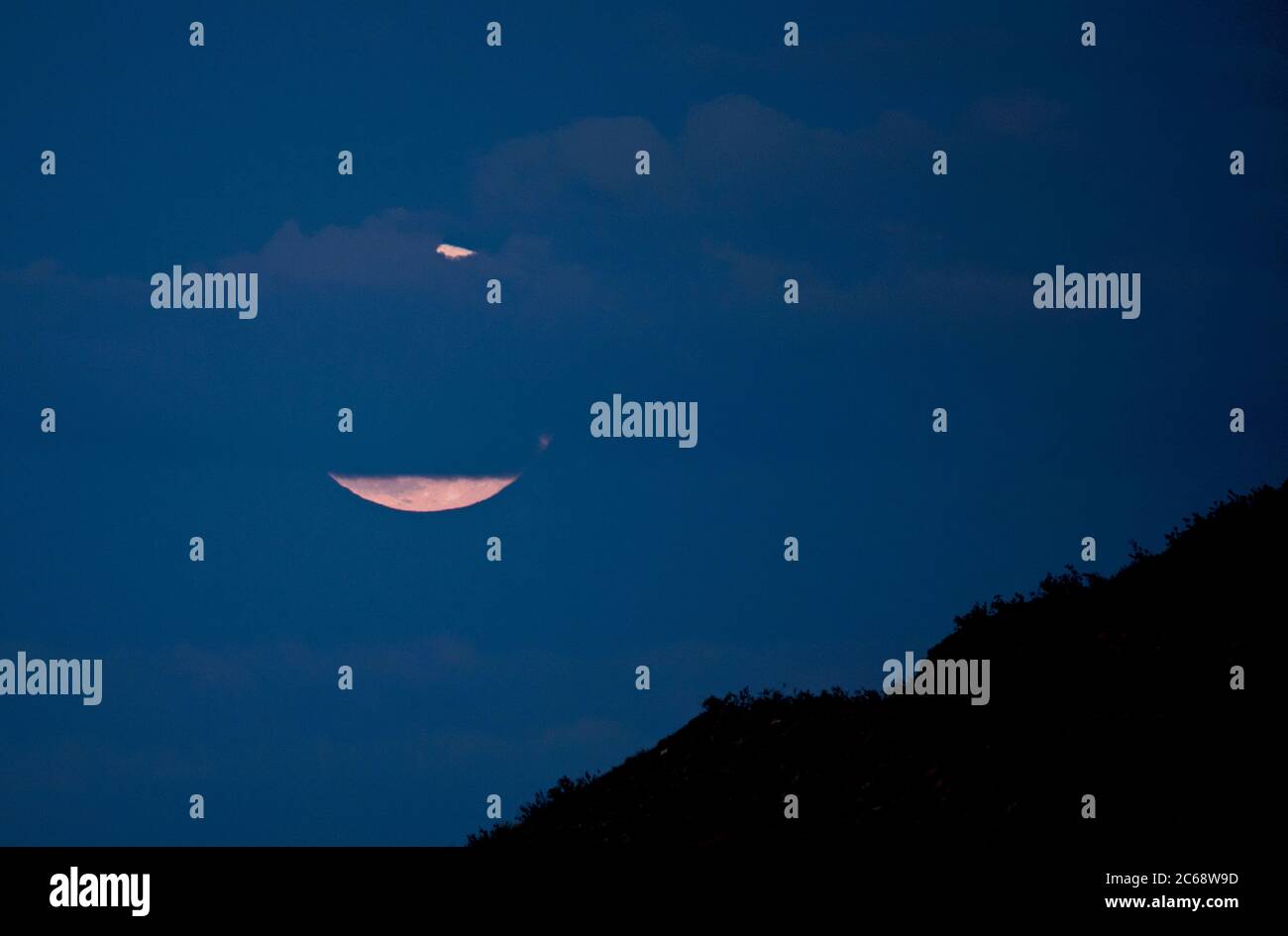 Full moon behind south hi-res stock photography and images - Alamy