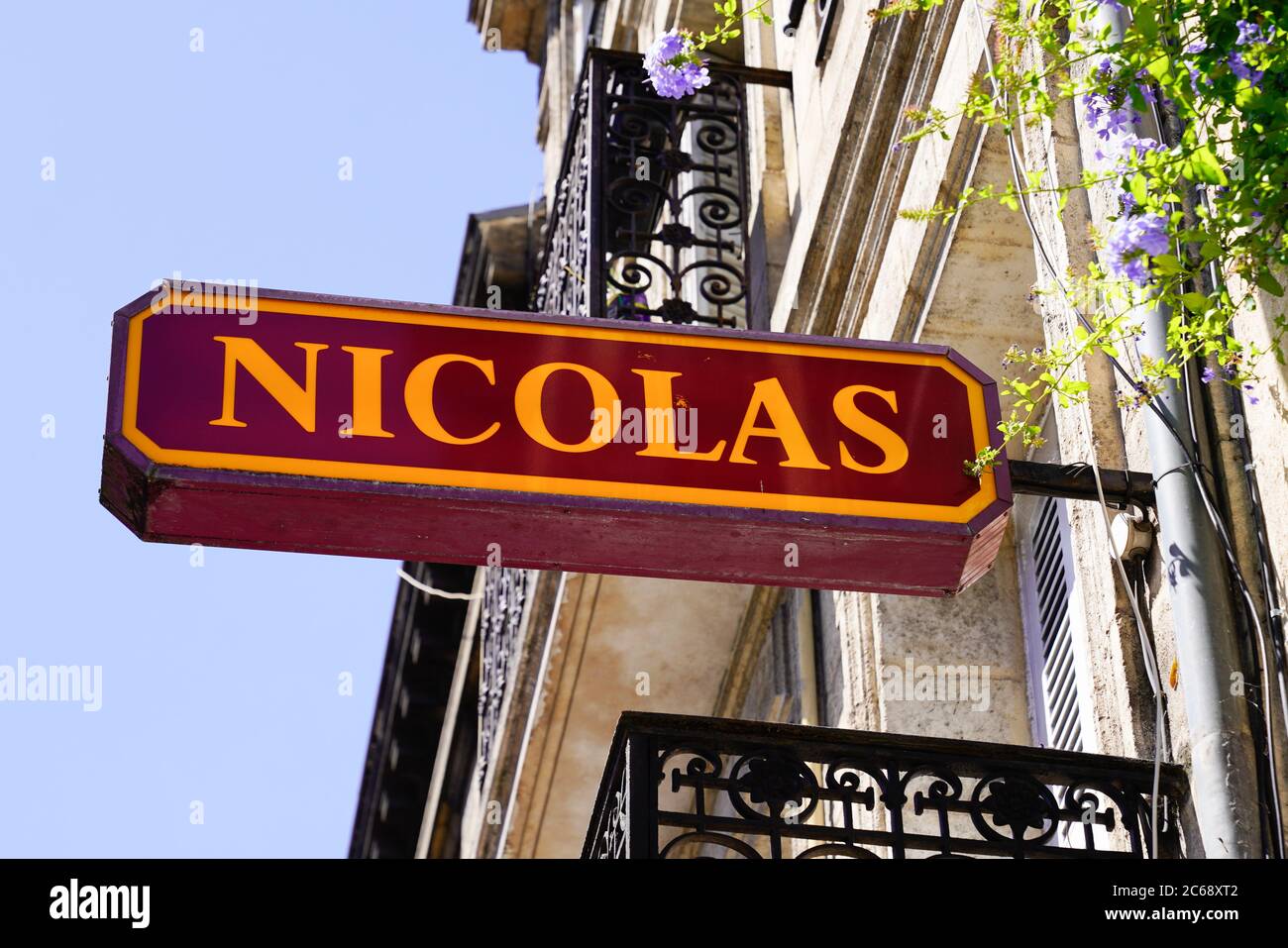 Nicolas wine hi-res stock photography and images - Alamy