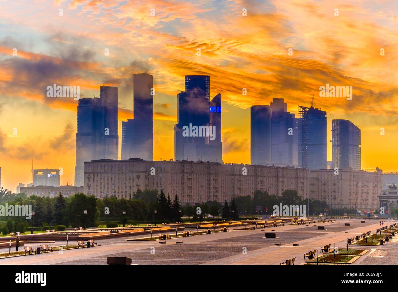 Moscow city on horizon sunset hi-res stock photography and images - Alamy