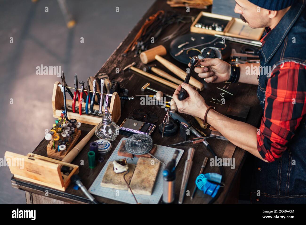 Inspecting gold hi-res stock photography and images - Alamy