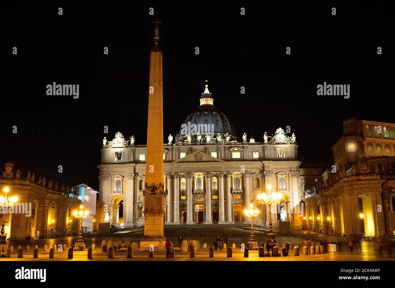 Night view on the St. Peter's Square and the St. Peter's Basilica and ...