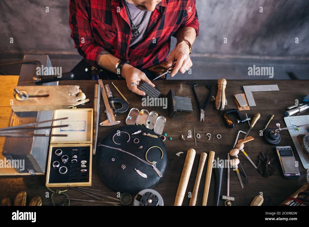 Gold collar worker hi-res stock photography and images - Alamy