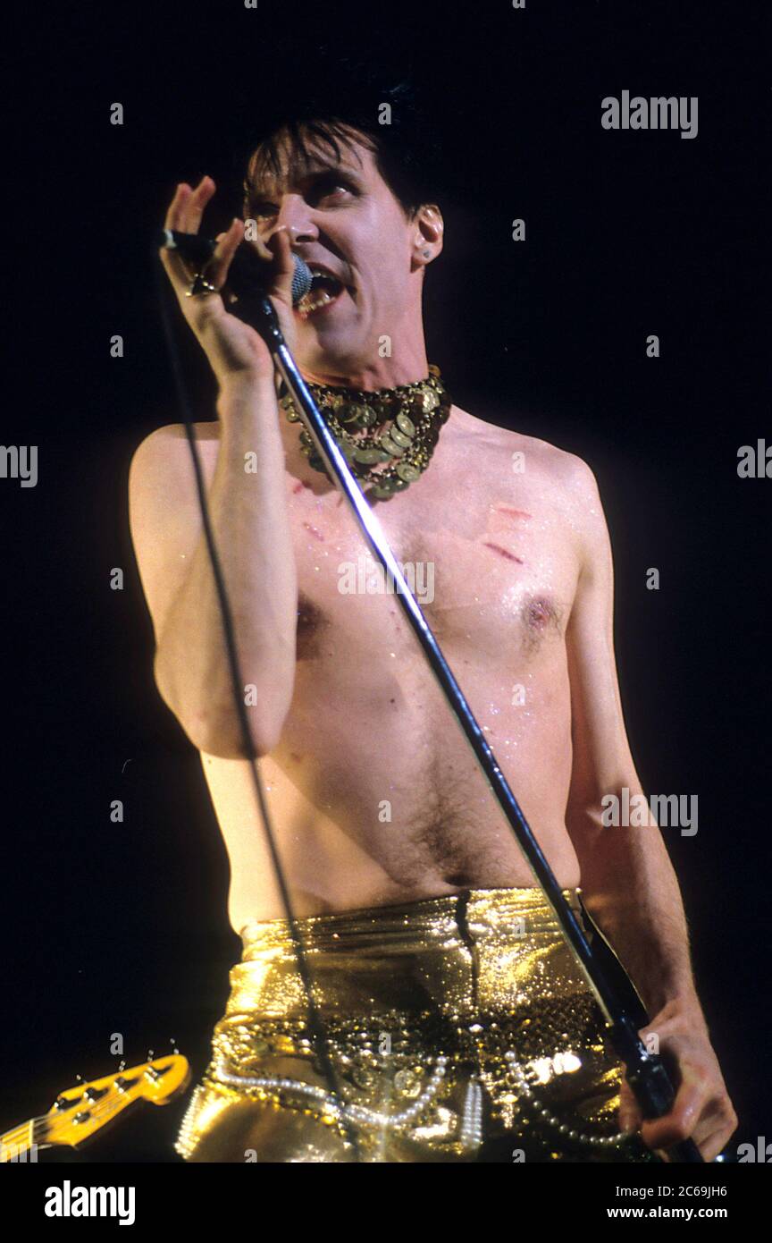 Lux Interior from The Cramps live at Hammerswithh Odeon. London, March ...