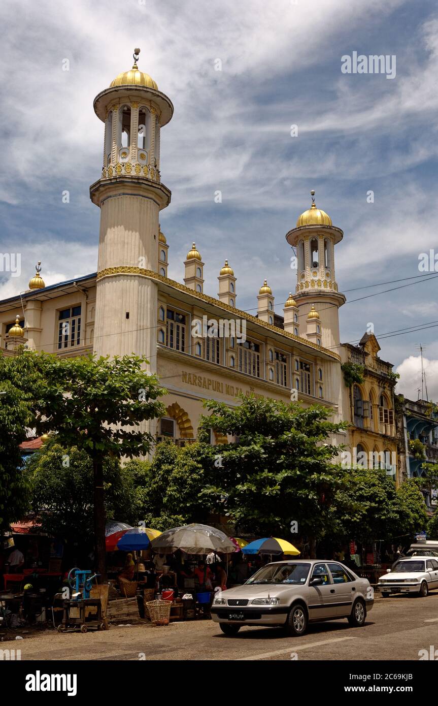 Muslim architecture in myanmar hi-res stock photography and images - Alamy