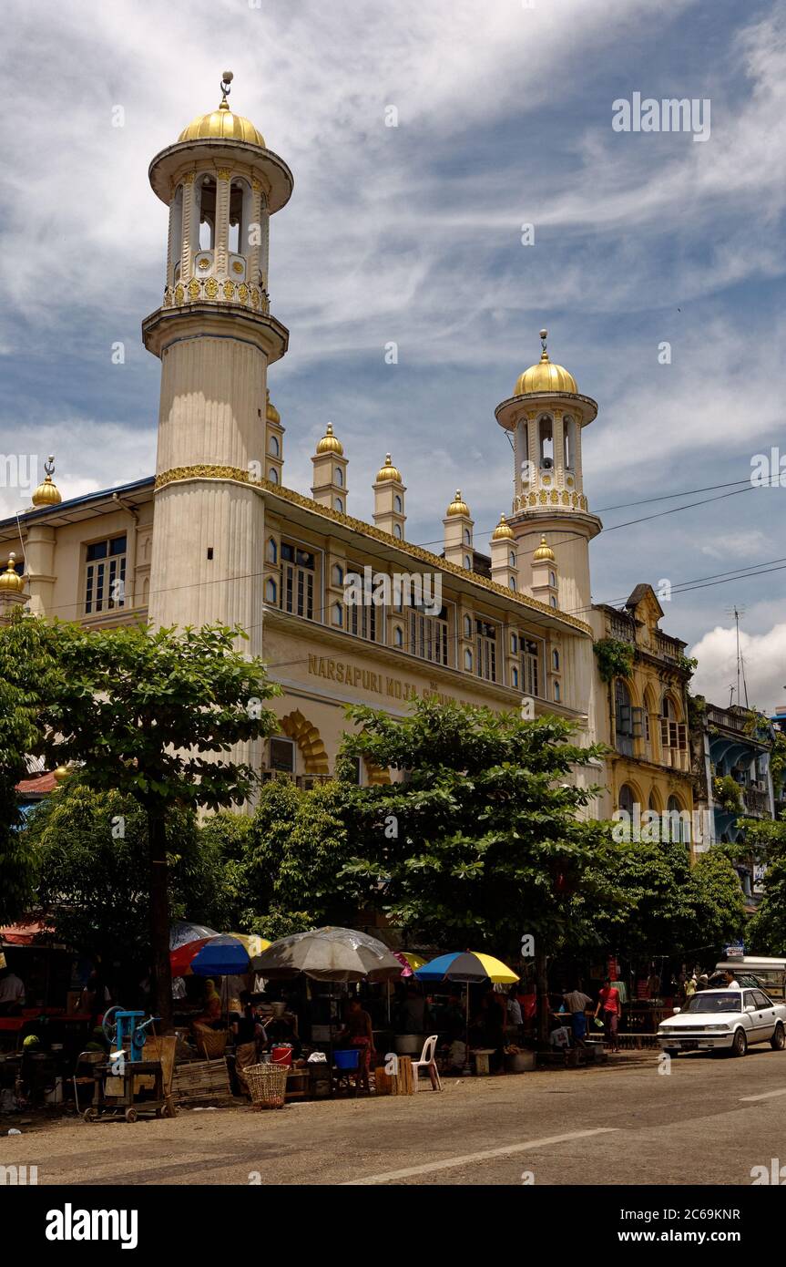 Muslim architecture in myanmar hi-res stock photography and images - Alamy