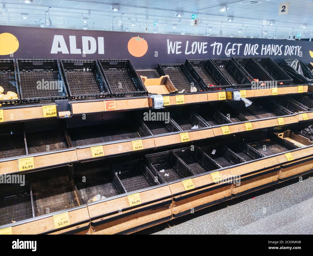 Aldi supermarket australia hi-res stock photography and images - Alamy