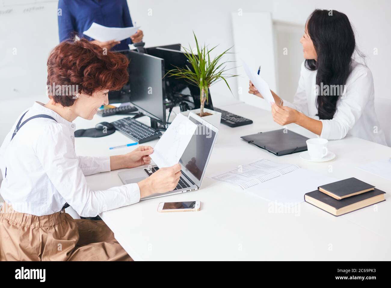 Effective Communication Meeting High Resolution Stock Photography and ...