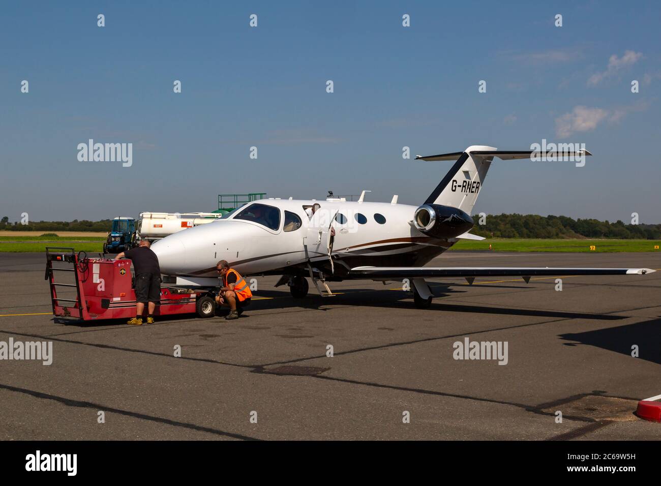 Cessna 510 Citation Mustang G-RNER Stock Photo - Alamy
