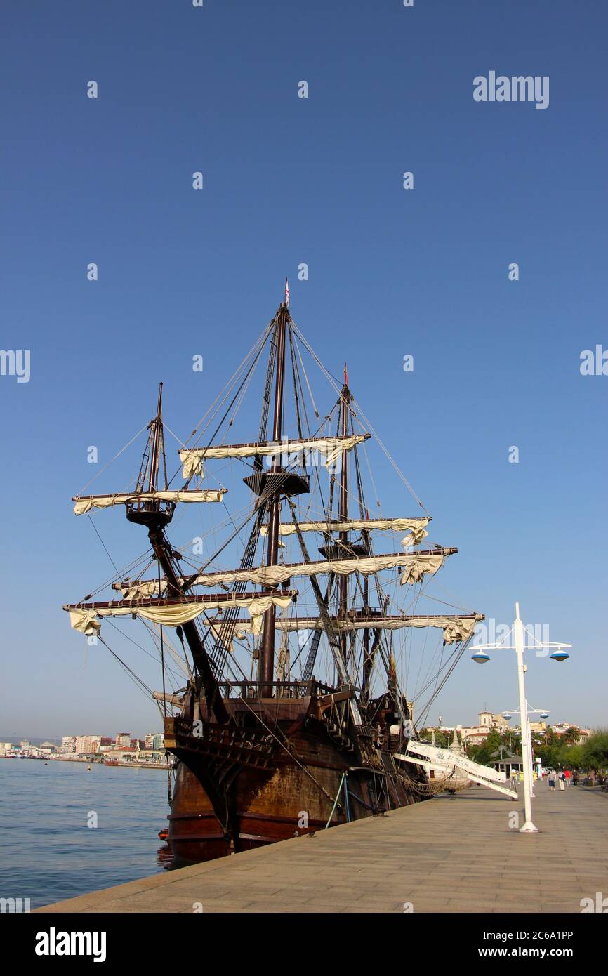 Victoria Ship Replica High Resolution Stock Photography and Images - Alamy