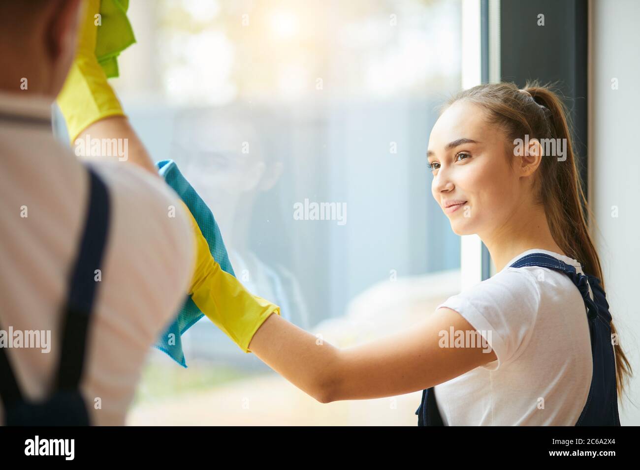 Joint family fun together hi-res stock photography and images - Alamy