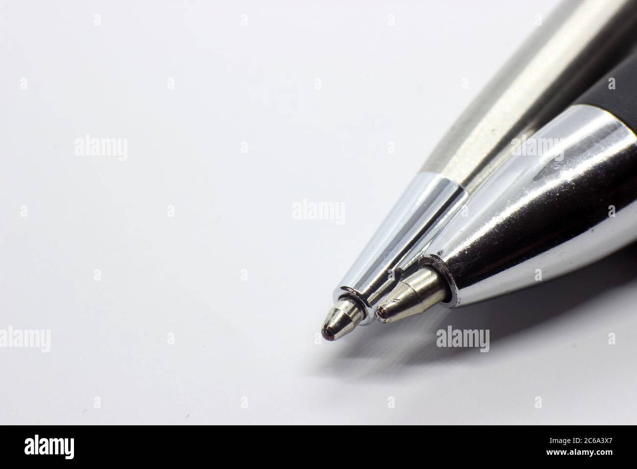 Pens writing hi-res stock photography and images - Alamy