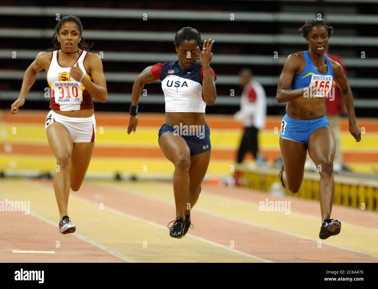 Fresno, United States. 16th Jan, 2006. Alexis Weatherspoon (left ...