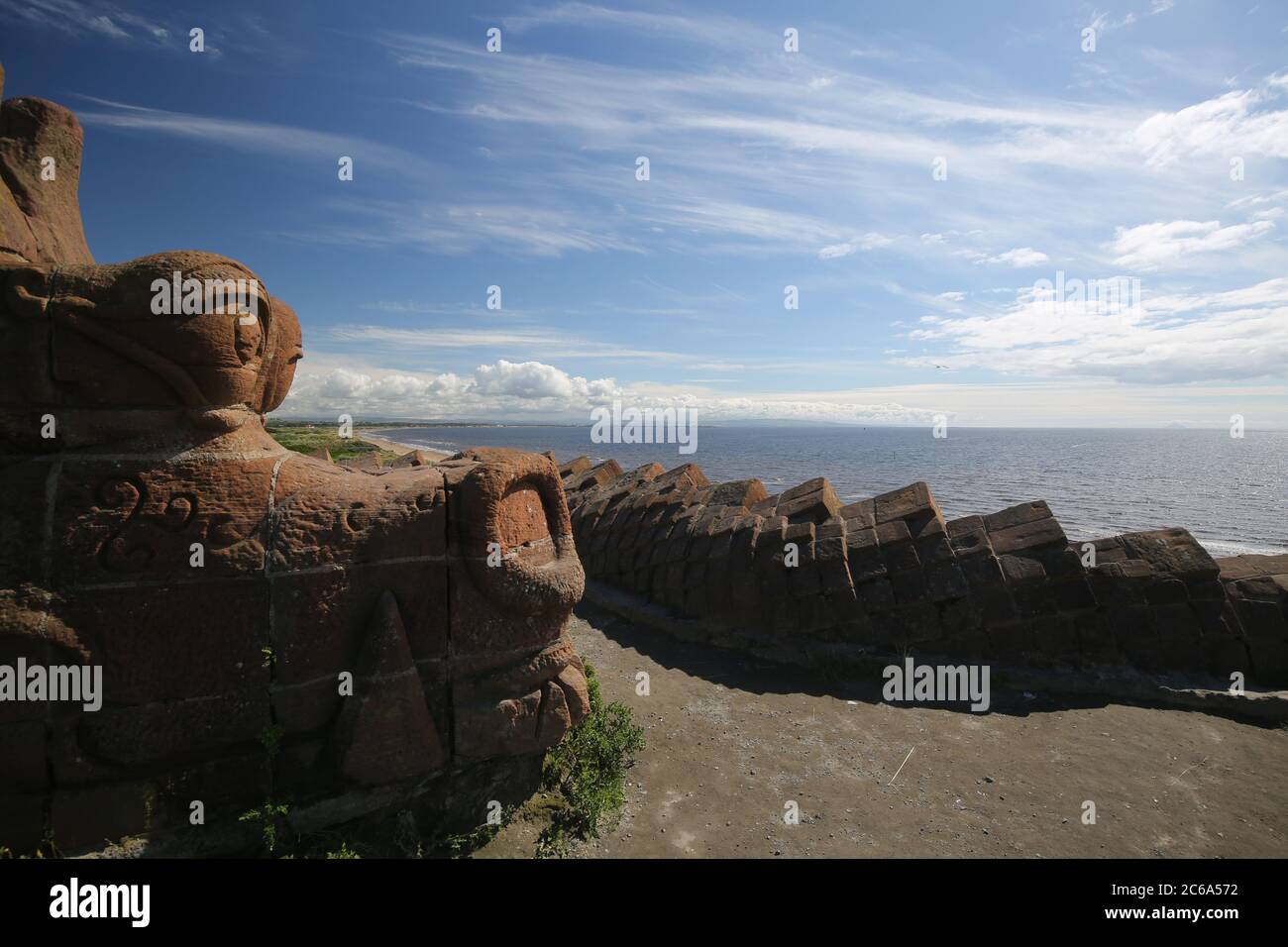 Irvine dragon hi-res stock photography and images - Alamy