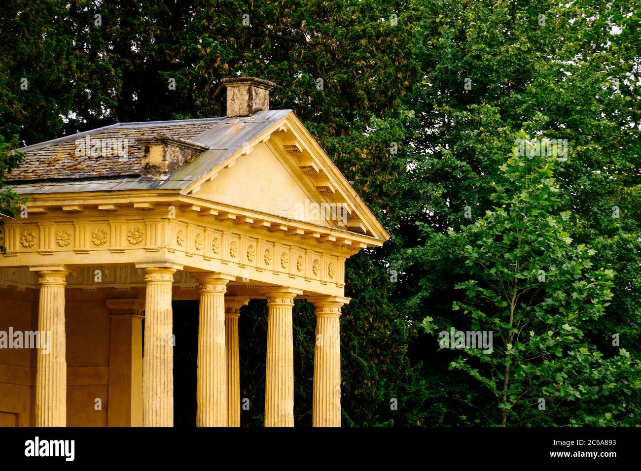 A view of Stowe National Trust gardens, in Stowe, Buckinghamshire Stock ...