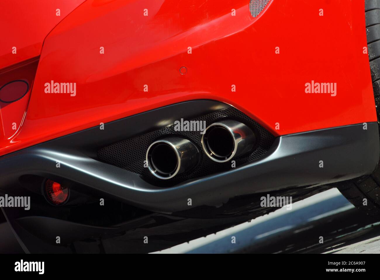 Tailpipe tail pipe hi-res stock photography and images - Alamy
