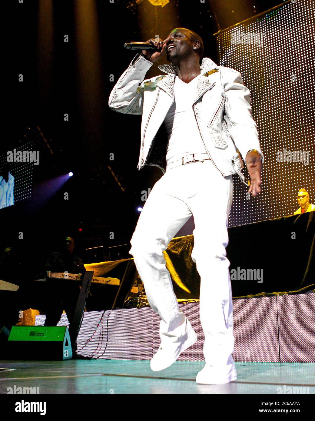 Akon singer hi-res stock photography and images - Alamy