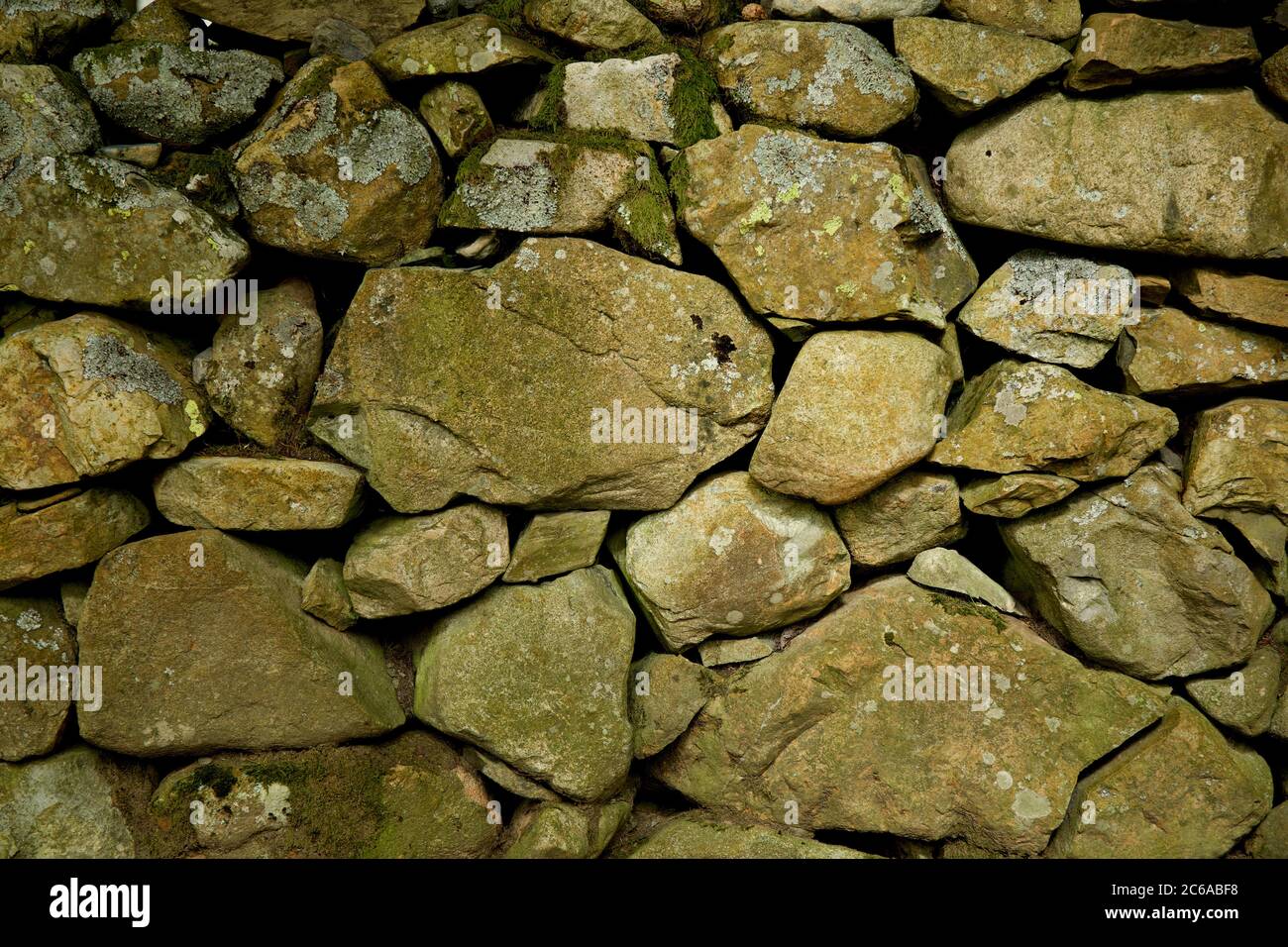 Walling rock hi-res stock photography and images - Alamy
