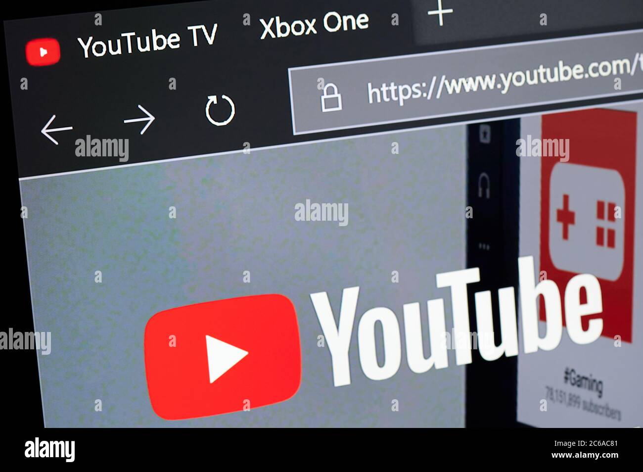 Technology monitor hi-res stock photography and images - Alamy